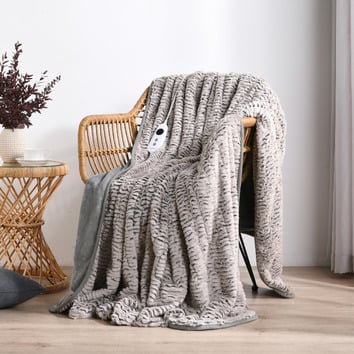 Aldrin Home Chinchilla Faux Fur Heated Throw | Temple & Webster