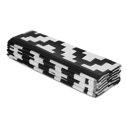 Home & Lifestyle Black & White Aztec Power-Loomed Indoor & Outdoor Rug ...