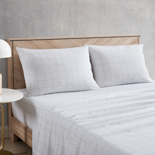 Classic Grid Cotton Percale Sheet Set | Temple & Webster