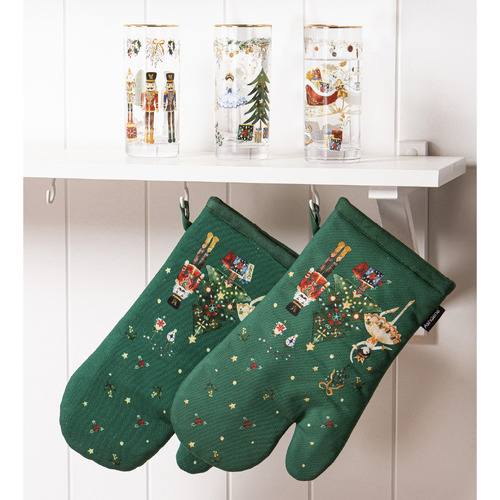 Ashdene 3 Piece Christmas Wonderland Apron & Oven Mitt Set | Temple ...