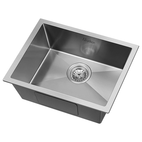 HoxtonRoom Wingrave 600mm Single Stainless Steel Kitchen Sink | Temple ...