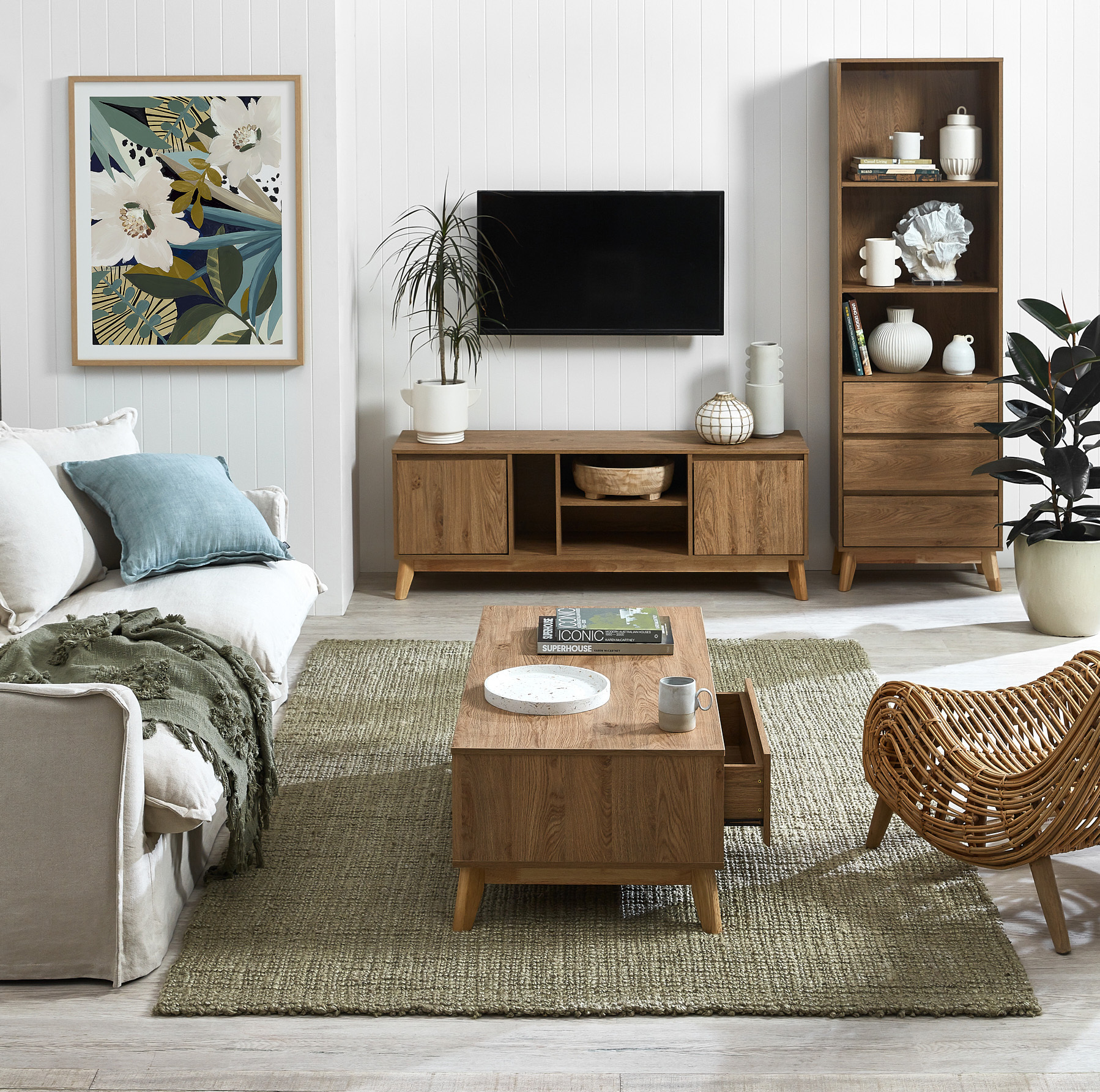 Casual Living Room room ideas. Comfy & Cosy Living Room. By Temple ...