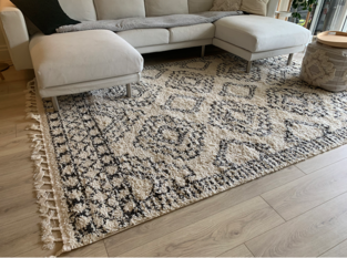 Network White & Charcoal Mahdi Moroccan Power-Loomed Shag Rug & Reviews ...