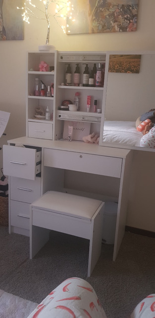 LivingFusion 2 Piece Emily Dressing Table & Stool Set | Temple & Webster