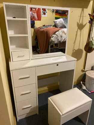 LivingFusion 2 Piece Emily Dressing Table & Stool Set | Temple & Webster