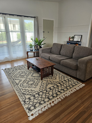 Network Rugs White & Charcoal Mahdi Moroccan Power-Loomed Shag Rug ...