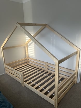 LivingFusion Kids' Yumi Pine Wood House Bed Single | Temple & Webster