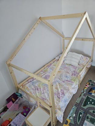 LivingFusion Kids' Yumi Pine Wood House Bed Single | Temple & Webster