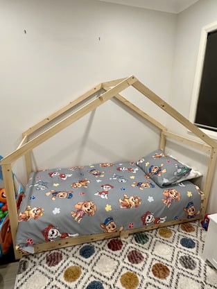 LivingFusion Kids' Yumi Pine Wood House Bed Single | Temple & Webster