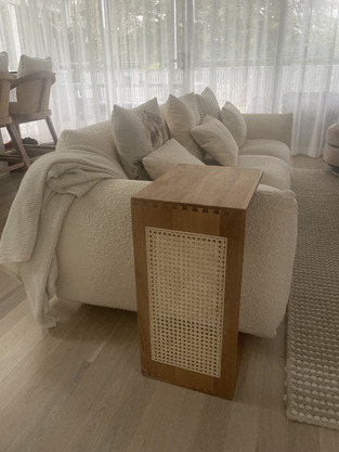 BayviewLiving Ollie C-Shaped Oak Wood & Rattan Side Table | Temple ...