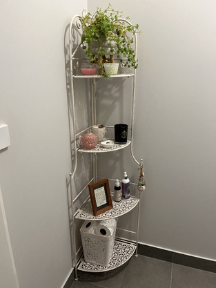 K'sHomewares&Decor Floral 4 Tier Corner Shelf | Temple & Webster