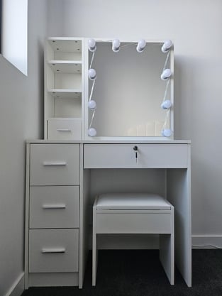 LivingFusion 2 Piece Emily Dressing Table & Stool Set | Temple & Webster