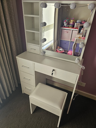 LivingFusion 2 Piece Emily Dressing Table & Stool Set | Temple & Webster