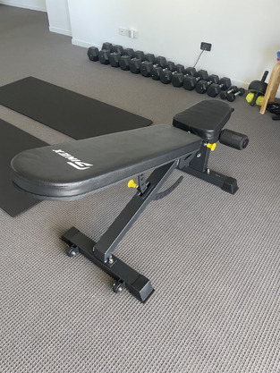 LivingFusion Cohen Adjustable Weight Bench | Temple & Webster